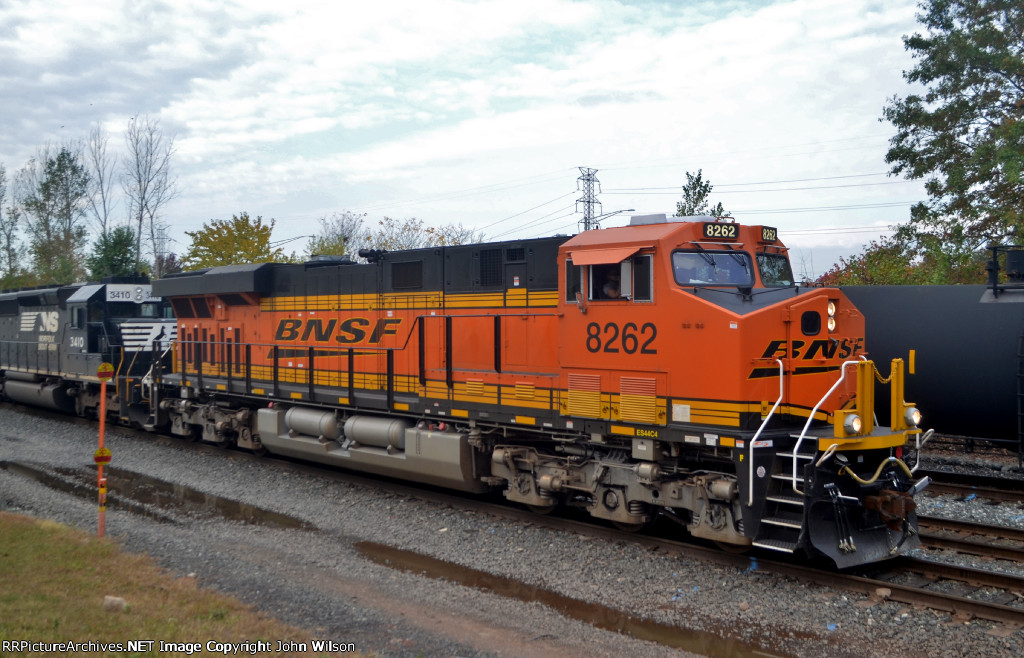 BNSF 8262
